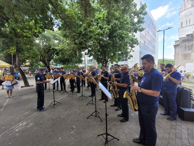 Banda 16 de Agosto realiza apresentações natalinas em Teresina ...