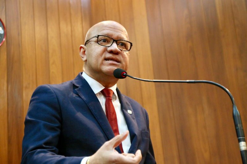 Franzé quer escola técnica e polo da Universidade Aberta na Zona Norte ...