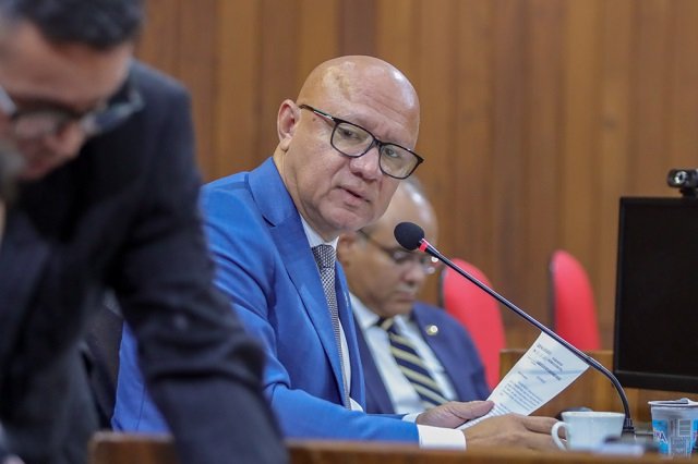 Franzé Silva propõe medida de expansão do metrô para zona rural de ... Franzé Silva propõe medida de expansão do metrô para zona rural de ...