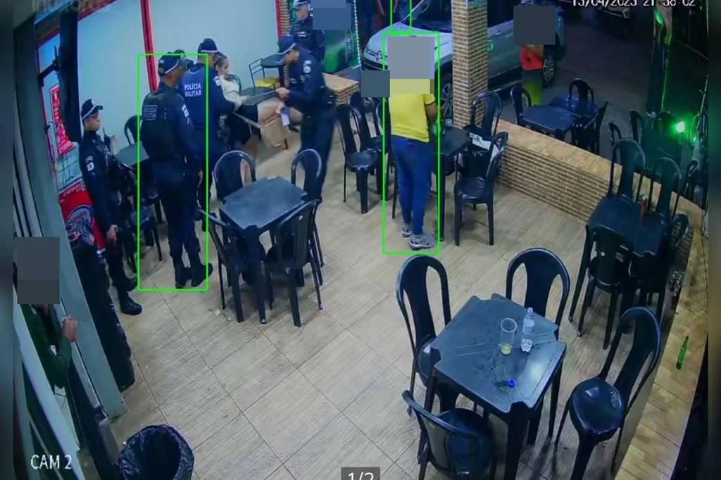 Advogada Agride E Xinga Pms Após Se Recusar A Pagar Conta De Bar