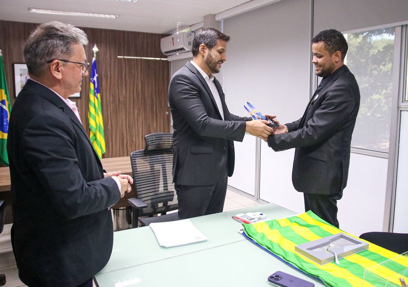 Acelera Seduc. O grande plano que premiou o secretário Washington ...