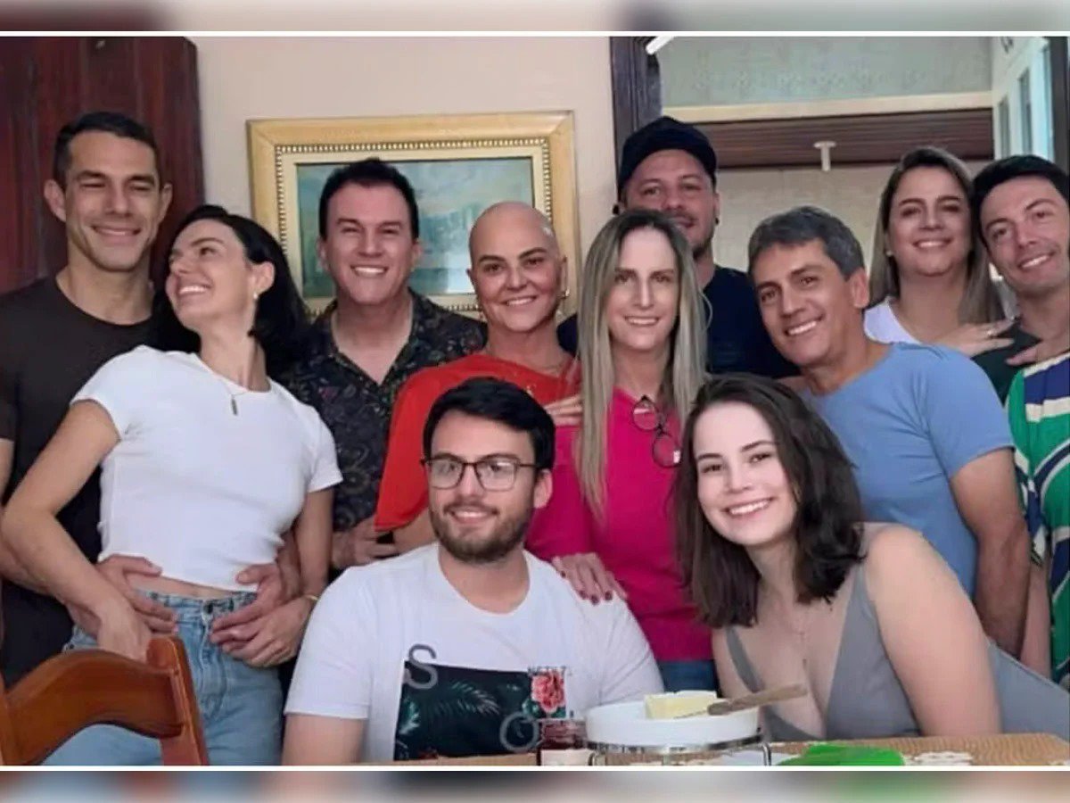 Lutando contra câncer de mama, mãe de Isis Valverde Celebra o apoio da ...