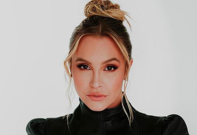 Carla Diaz faz mudança radical no visual e surge morena - 180graus - O ...