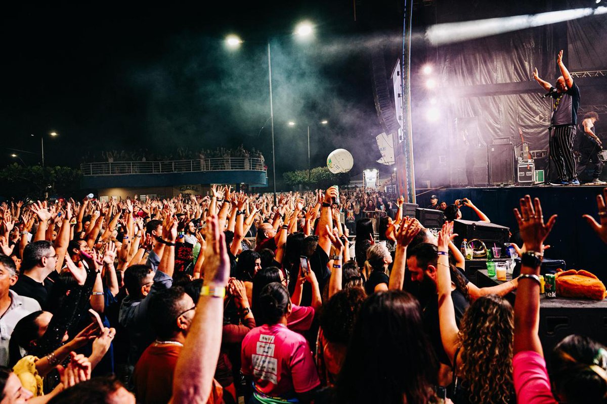 Pedro II recebe mais de 20 mil pessoas na noite inaugural do Festival ...