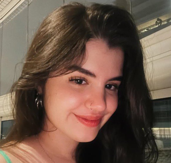 Carol Chamberlain, ex-Chiquititas, anuncia gravidez aos 21 anos e ...