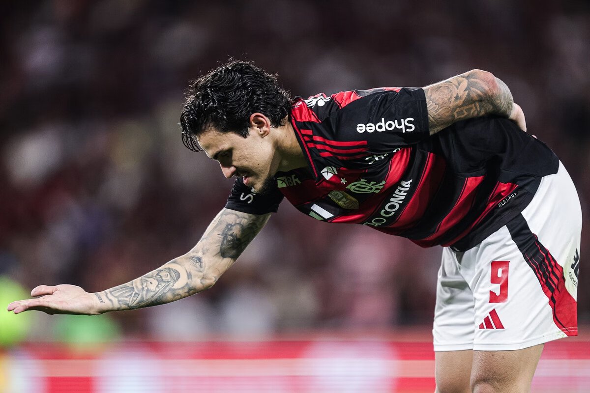 Pedro chega a 100 gols no Maracanã em goleada histórica do Flamengo ...