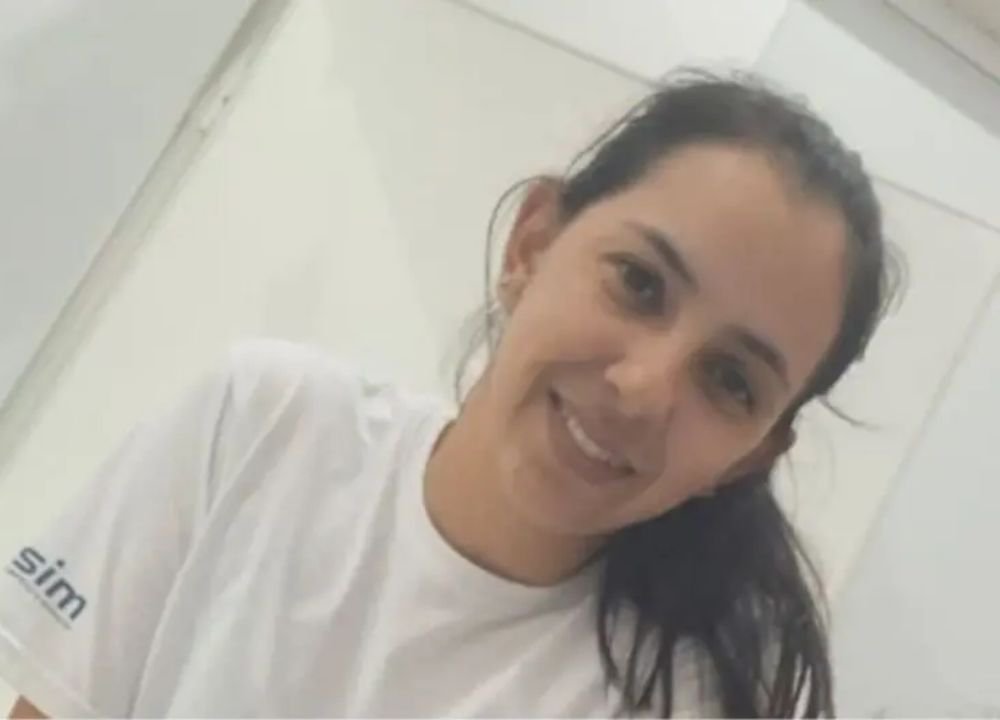 Mulher é morta a tiros em frente à base da PM ao tentar pedir socorro ...