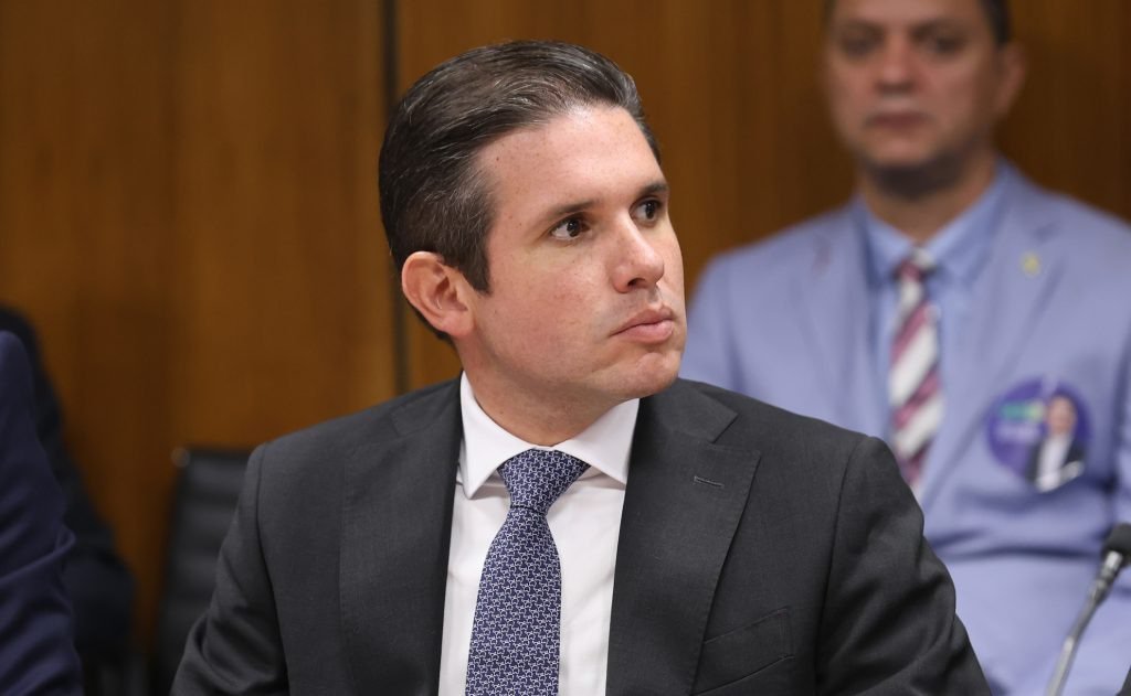 Projeto do governo enfrenta resistência na Câmara e debate de escala ...